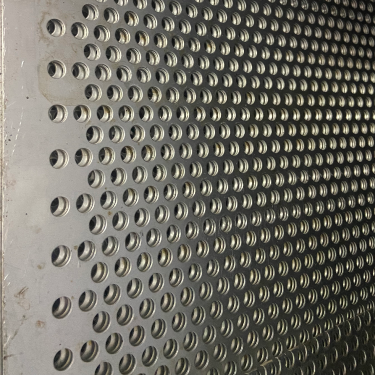 Chapa de aluminio con perf. redonda – hoja 1x2mts espesor 1.2mm