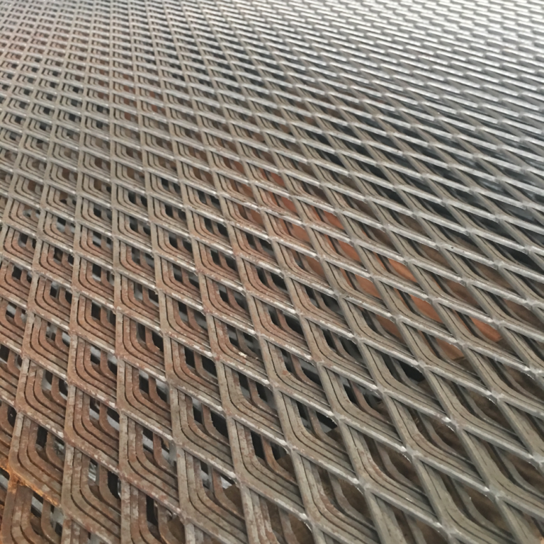 Metal desplegado liviano – hoja 1x2mts